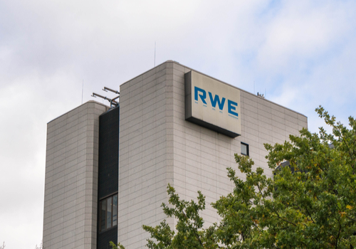 RWE installs alkaline electrolysers at Lingen pilot